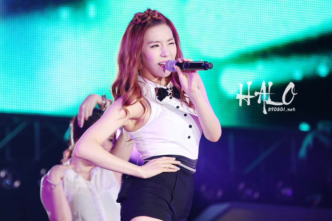 My K-Pop Database: 120818 SNSD Concert